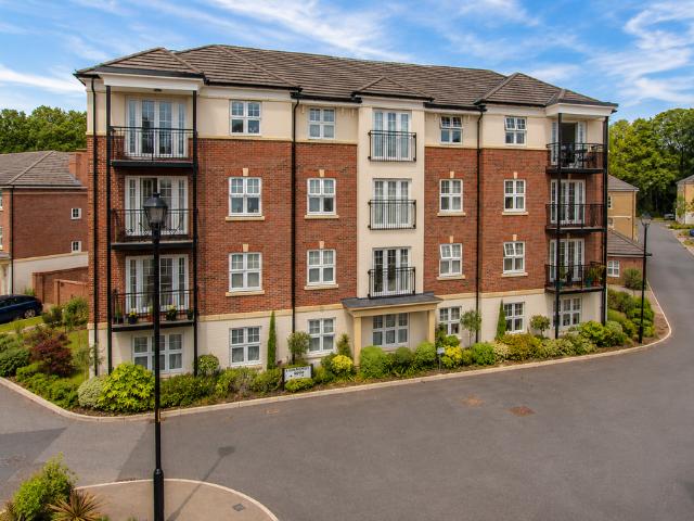 2 bedroom apartment for sale