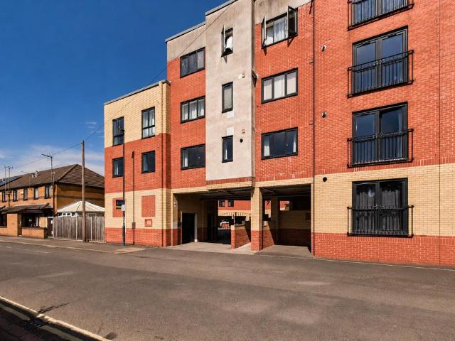 2 bedroom apartment for sale