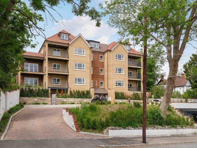 2 bedroom apartment for sale