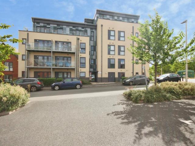 2 bedroom apartment for sale