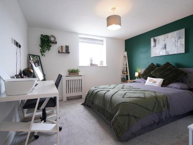 2 bedroom apartment for sale