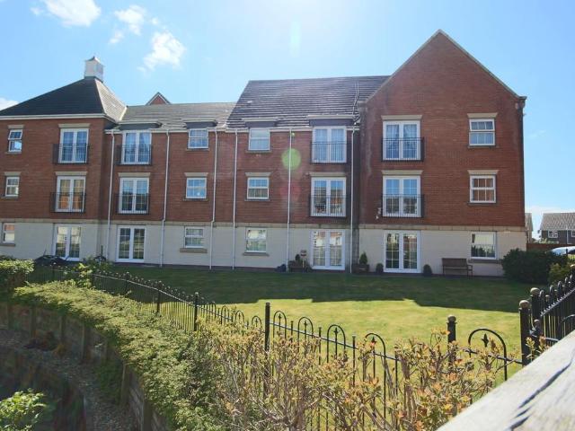 2 bedroom apartment for sale