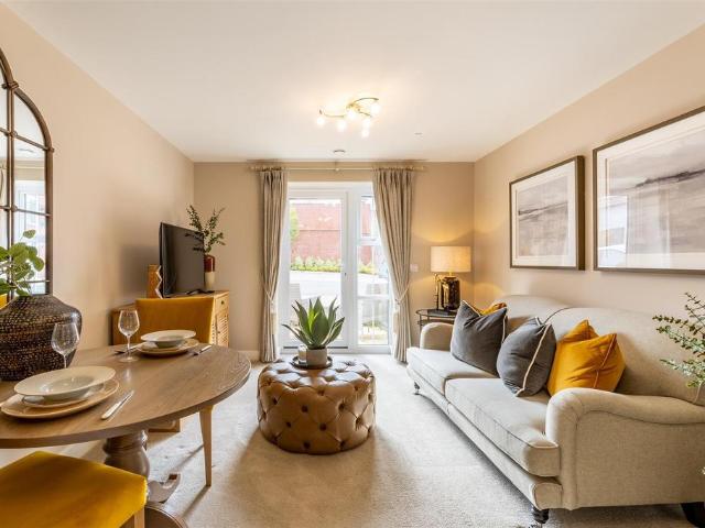 2 bedroom apartment for sale
