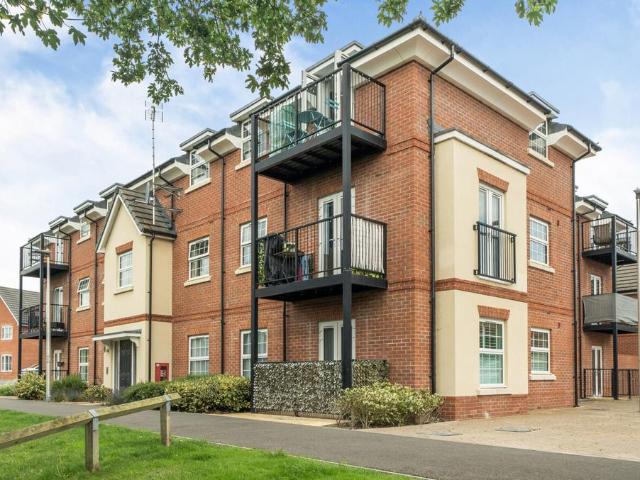 2 bedroom apartment for sale
