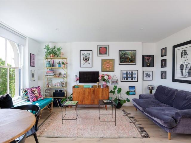 2 bedroom apartment for sale