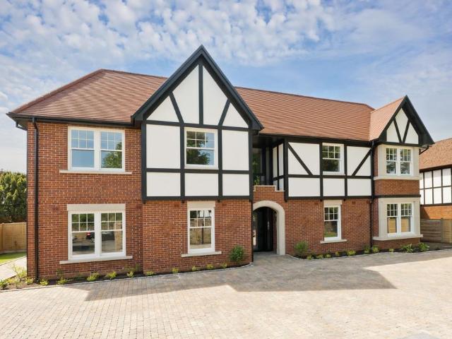 2 bedroom apartment for sale
