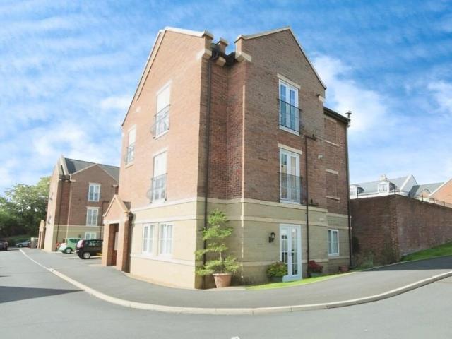 2 bedroom apartment for sale