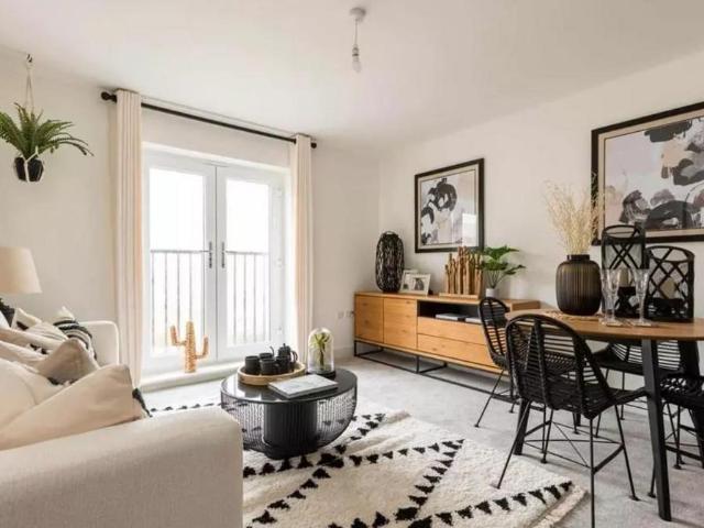 2 bedroom apartment for sale