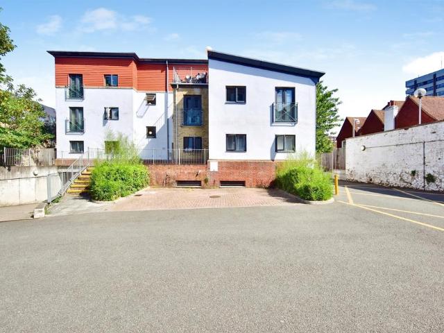 2 bedroom apartment for sale
