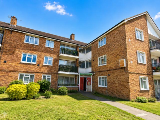 2 bedroom apartment for sale