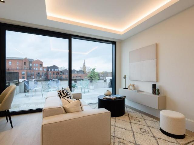 2 bedroom apartment for sale
