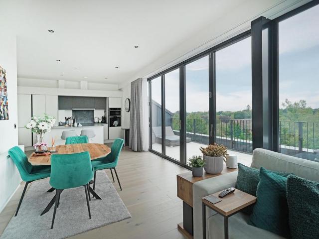 2 bedroom apartment for sale
