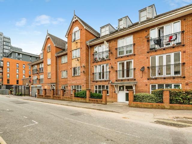 2 bedroom apartment for sale