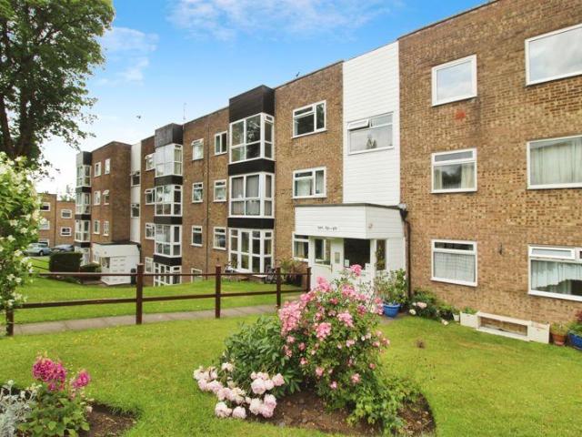 2 bedroom apartment for sale
