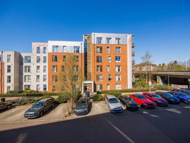 2 bedroom apartment for sale