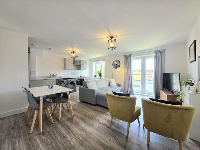 2 bedroom apartment for sale