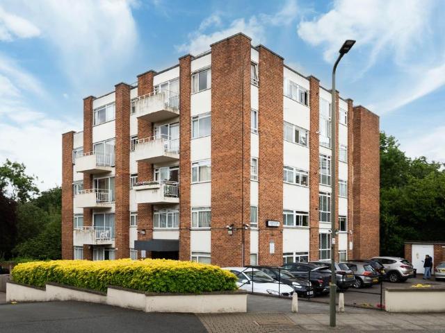 2 bedroom apartment for sale