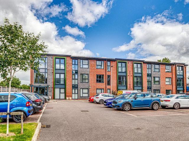 2 bedroom apartment for sale