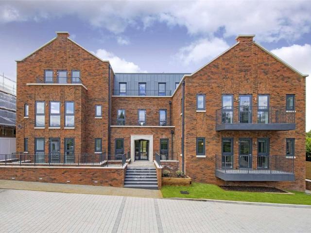 2 bedroom apartment for sale