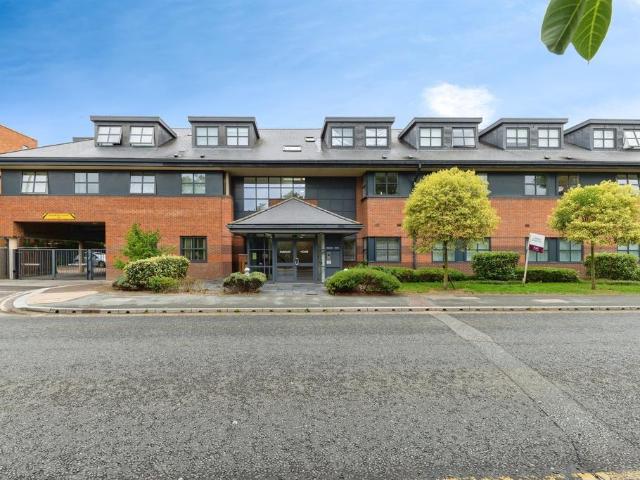 2 bedroom apartment for sale
