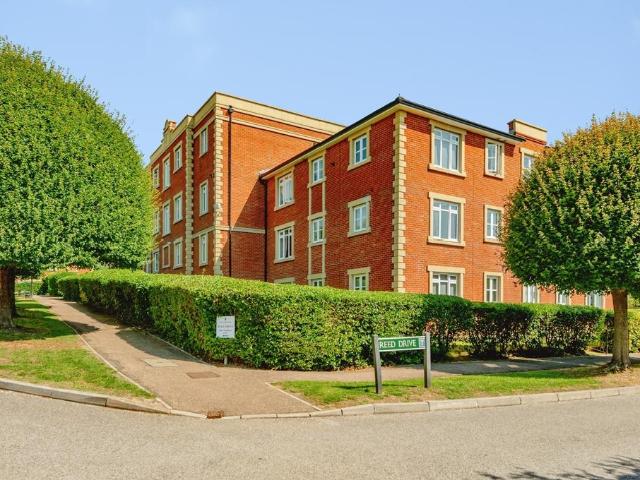2 bedroom apartment for sale
