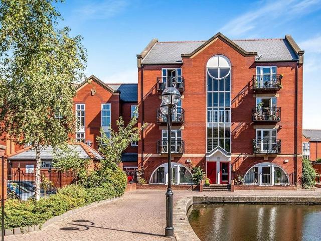 2 bedroom apartment for sale