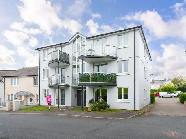 2 bedroom apartment for sale