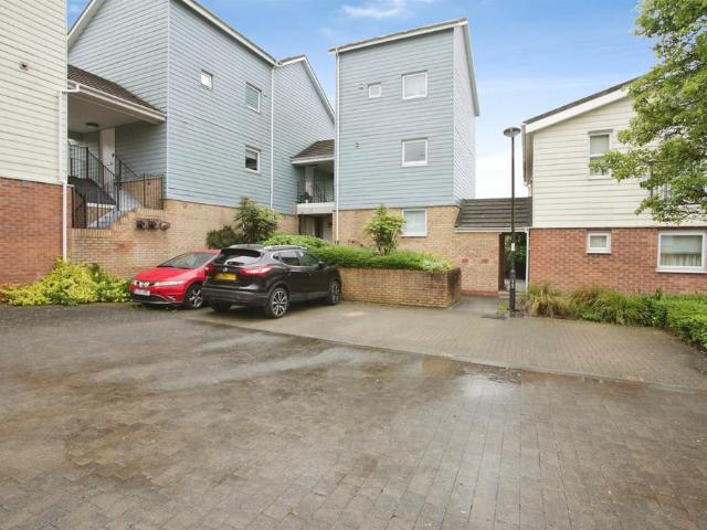 2 bedroom apartment for sale