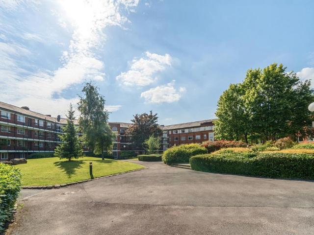 2 bedroom apartment for sale