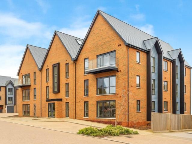 2 bedroom apartment for sale