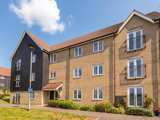 2 bedroom apartment for sale