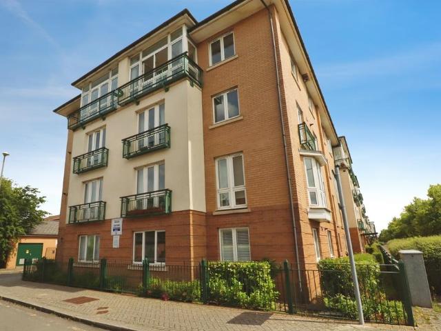 2 bedroom apartment for sale