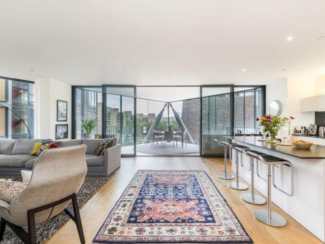 2 bedroom apartment for sale