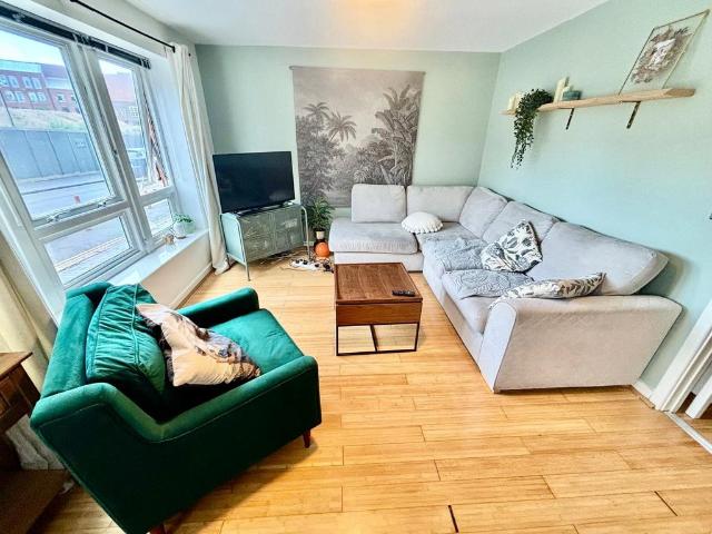 2 bedroom apartment for sale