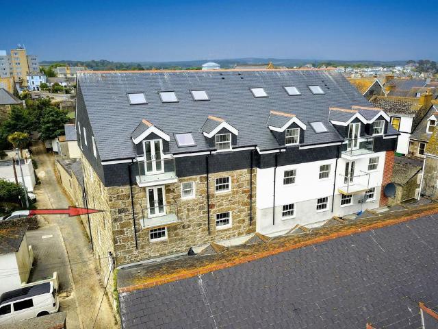 2 bedroom apartment for sale