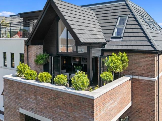 2 bedroom apartment for sale