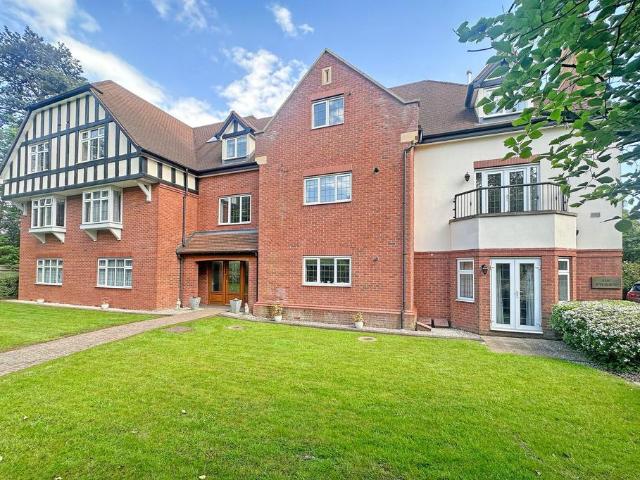 3 bedroom apartment for sale