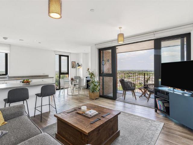 2 bedroom apartment for sale