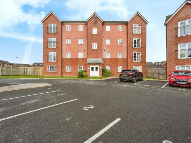 2 bedroom apartment for sale