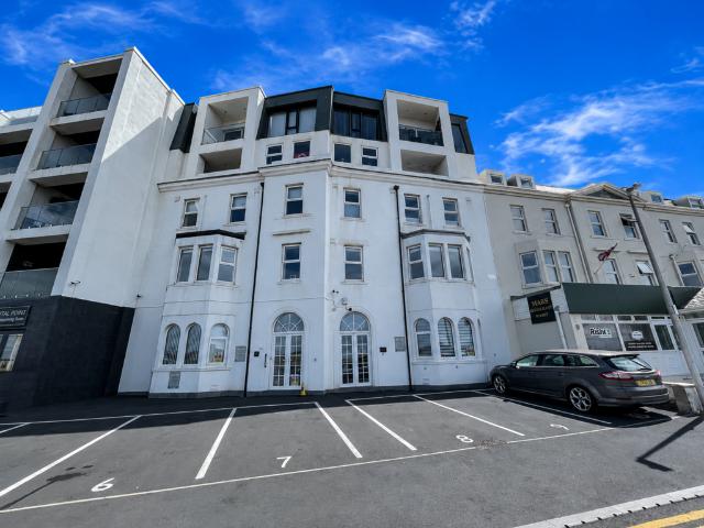 2 bedroom apartment for sale