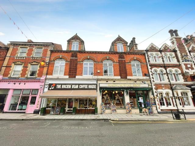 2 bedroom apartment for sale