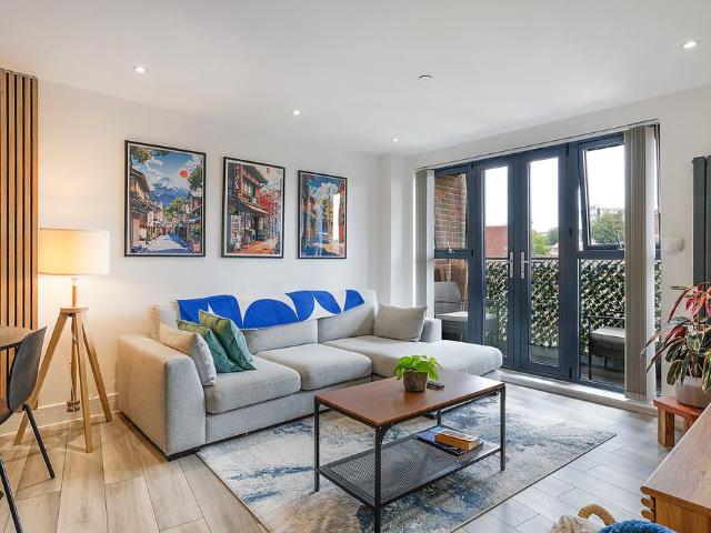 2 bedroom apartment for sale