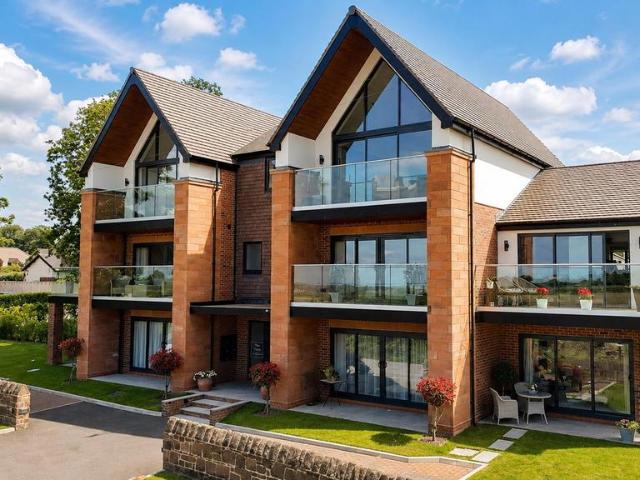 2 bedroom apartment for sale