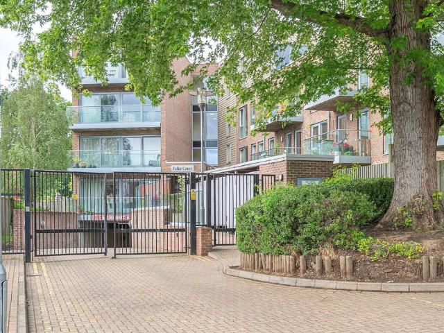 2 bedroom apartment for sale