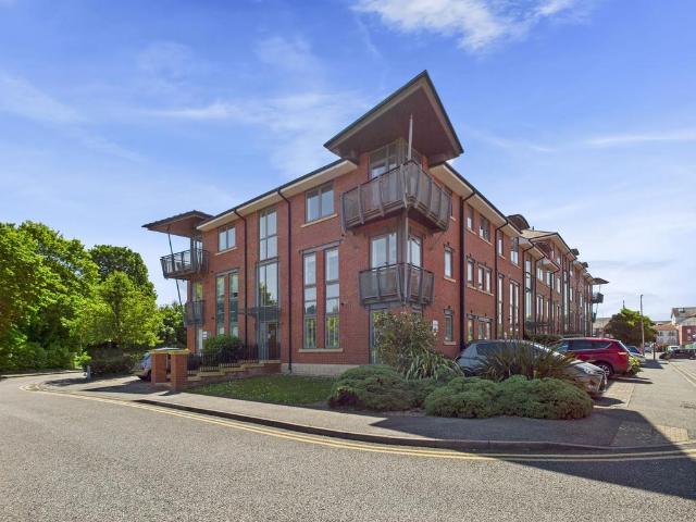 2 bedroom apartment for sale
