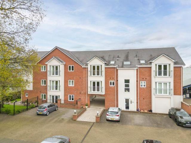 2 bedroom apartment for sale