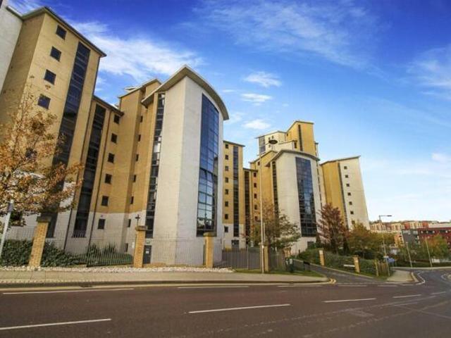 2 Bedroom Apartment Gateshead Tyne Y Wear LS99130028