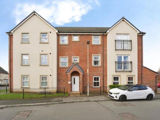 2 Bedroom Apartment Gloucester Gloucestershire LS101996228