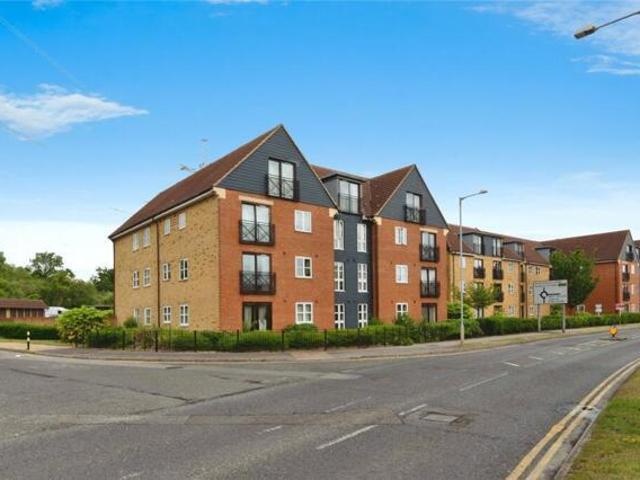 2 Bedroom Apartment Grays Thurrock LS100456850