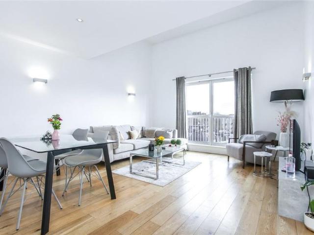 2 Bedroom Apartment, Great Russell Street, Bloomsbury, WC1B